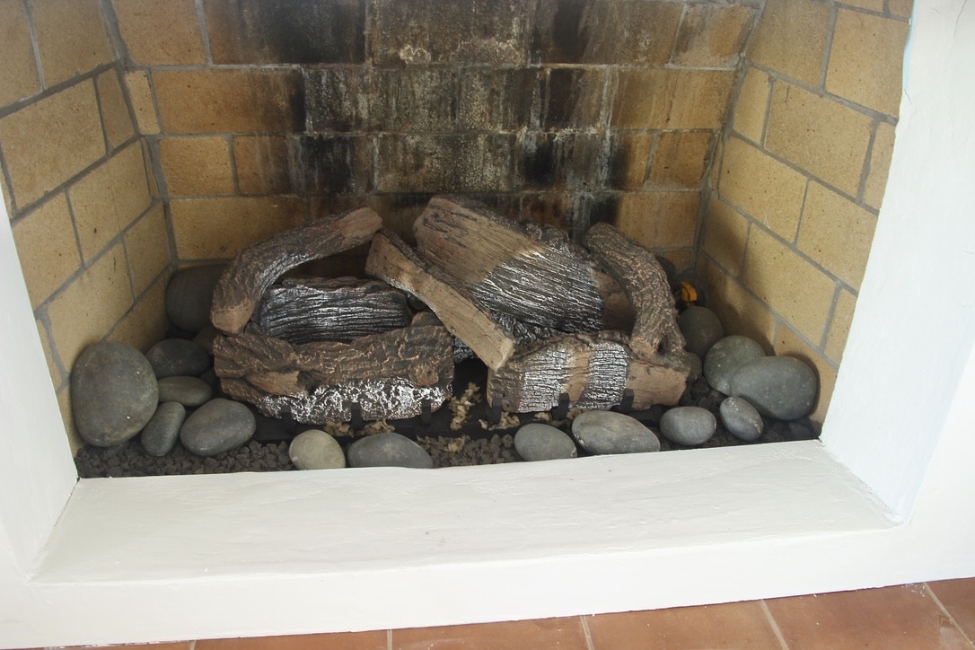 Paint Inside of Your Fireplace - South House Designs