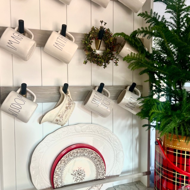 How to Create Cozy and Timeless Ralph Lauren-Inspired Christmas Style ...